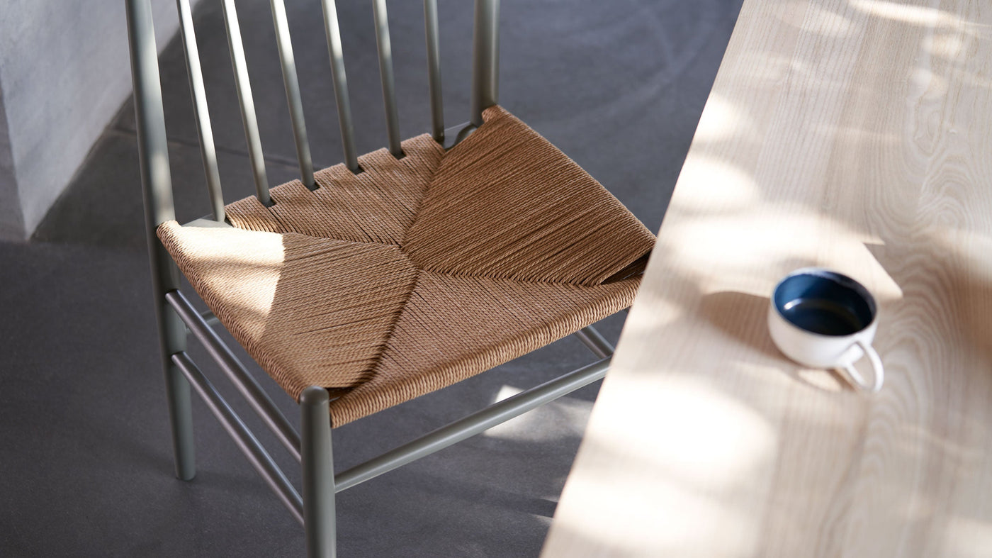 Tidløse stole i dansk design | FDB Møbler